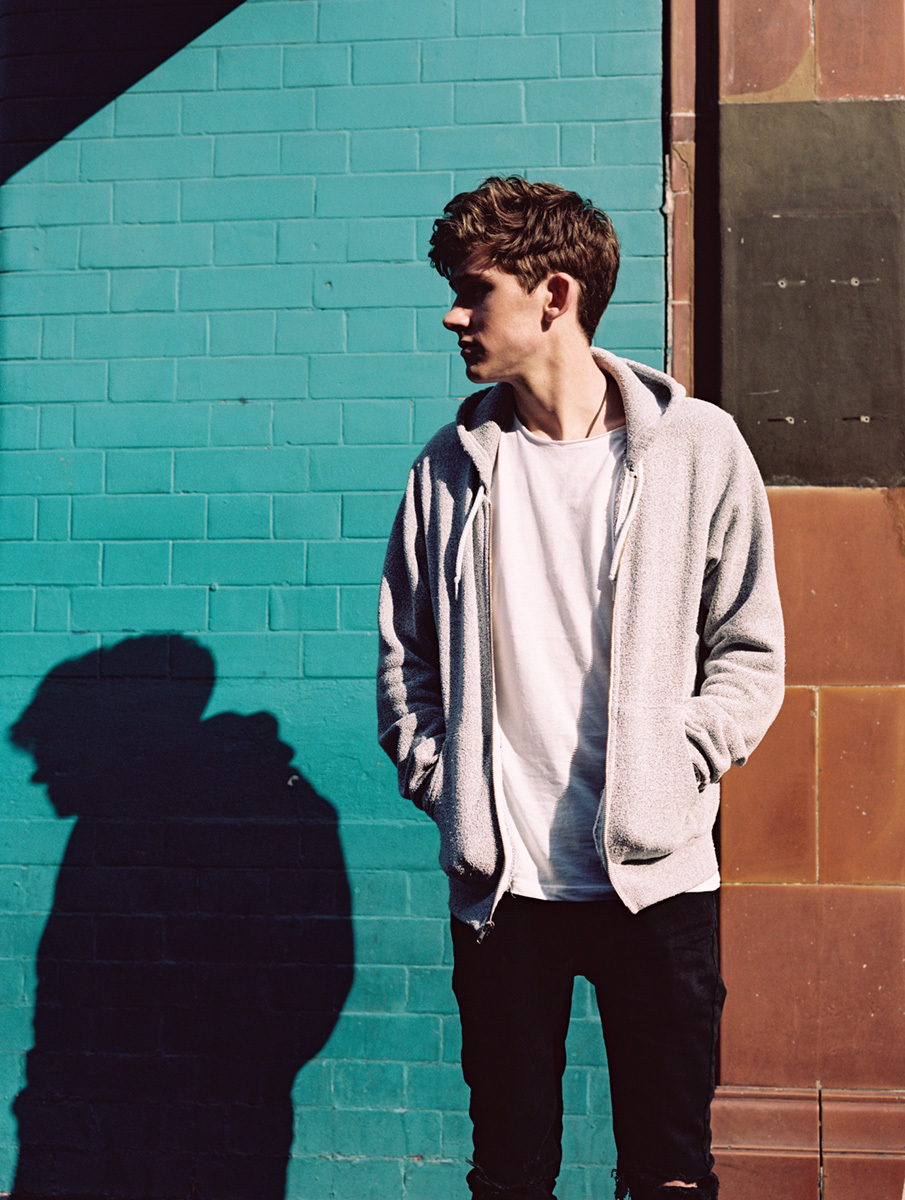 ten things you need to know about new netflix boy fionn o’shea