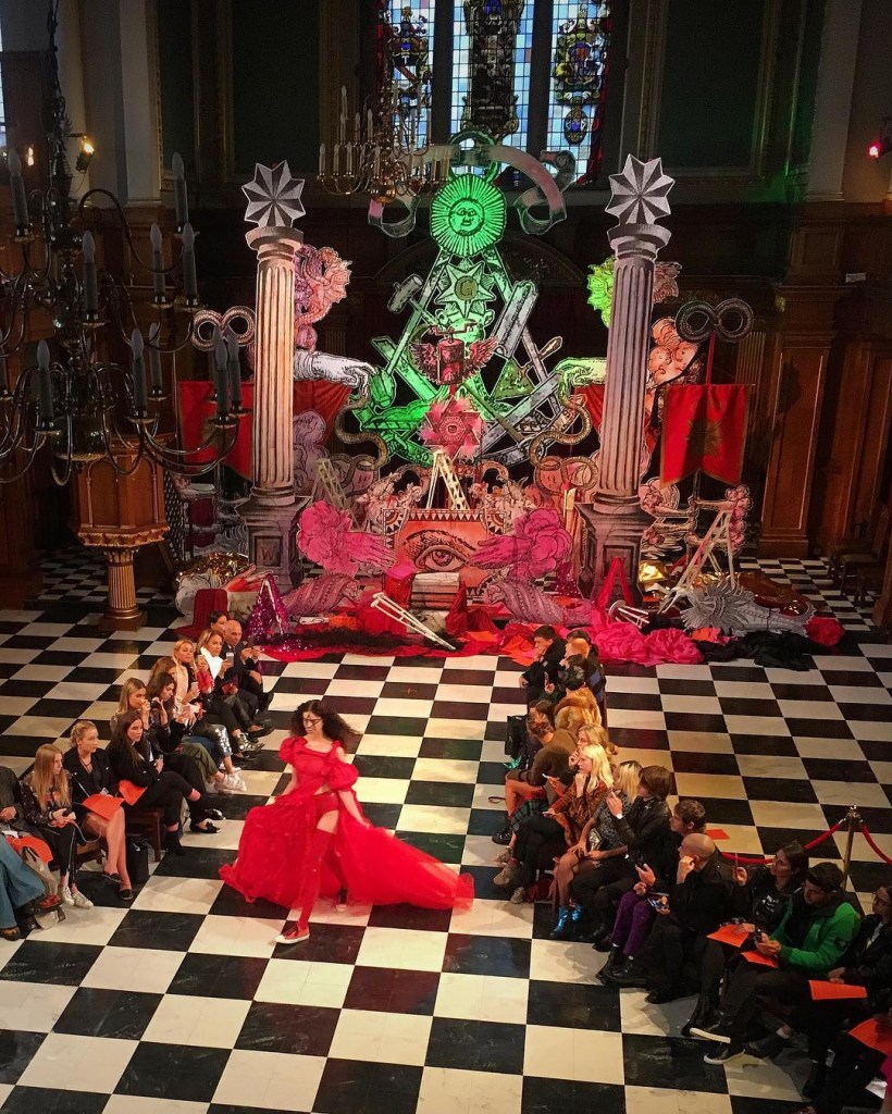 10 questions you always wanted to ask a… set designer