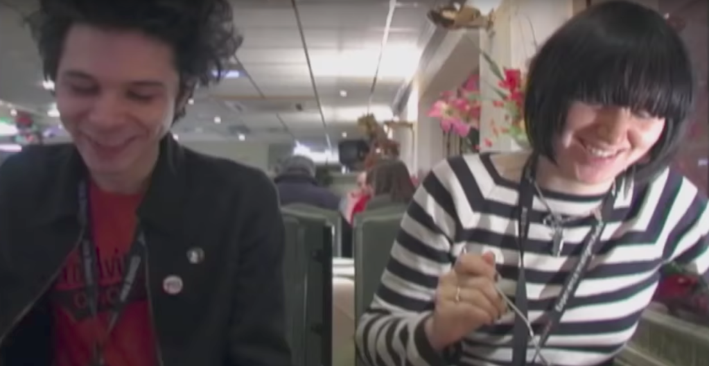yeah yeah yeahs release trailer for film documenting their early 00s ...