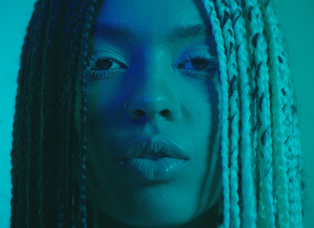 Dizzy Fae’s new video is about her first time falling for a woman