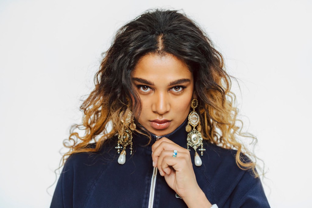 sônge’s new track is an otherworldly ode to afro hairstyles