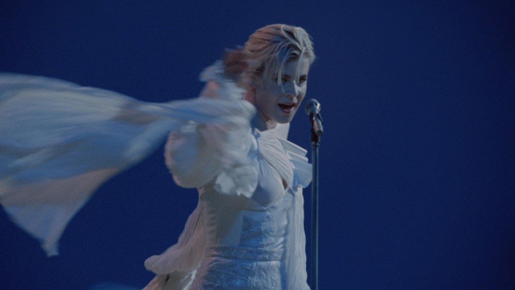 watch robyn get sexy with a microphone stand in the ‘ever again’ video