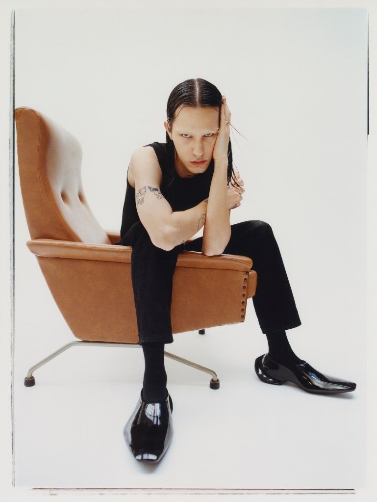 BFRND: “I played Demna the guitar and we never left each other”