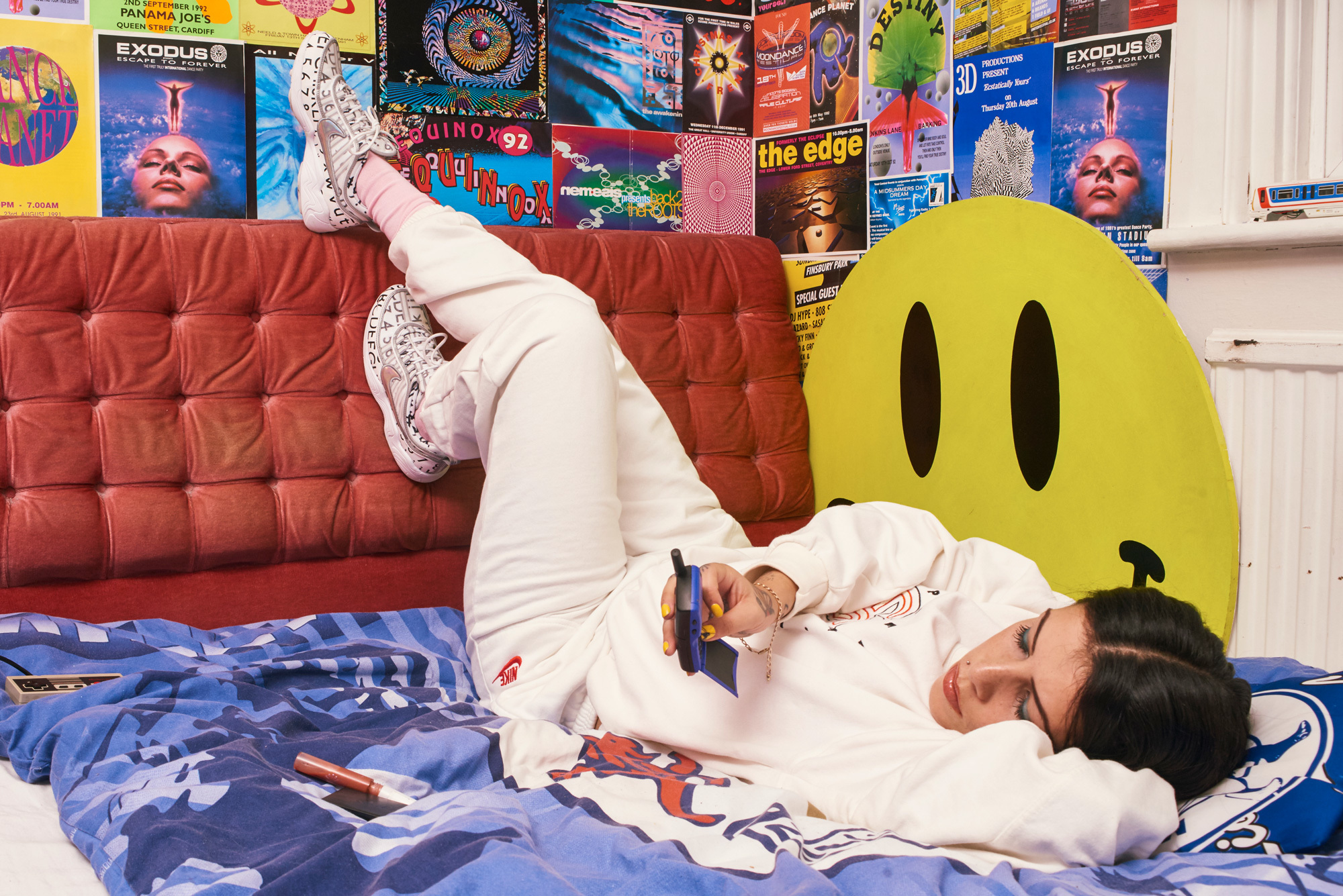 exclusive: 2 step into 90s nostalgia with the nikelab x roundel air zoom spiridon