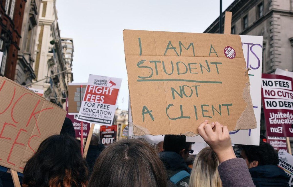 labour plan to scrap tuition fees from this autumn