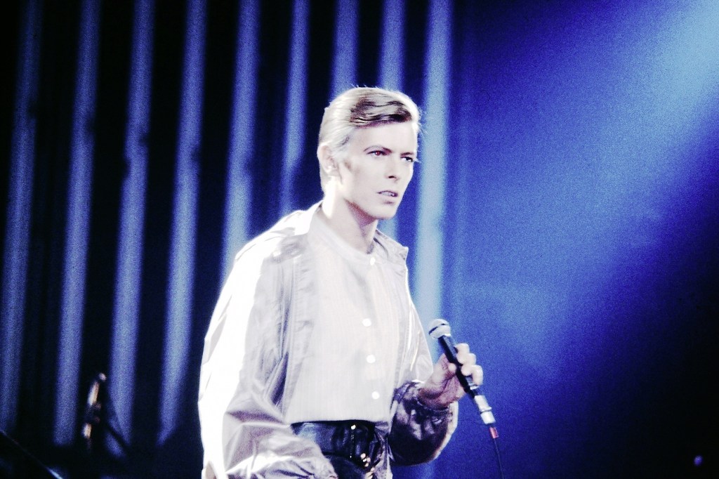 unseen images of bowie and lou reed photographed by an nyc teen in the 70s