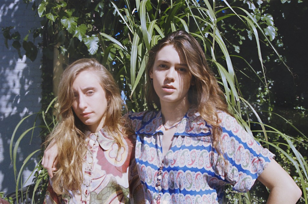 beau makes music for modern-day flower children