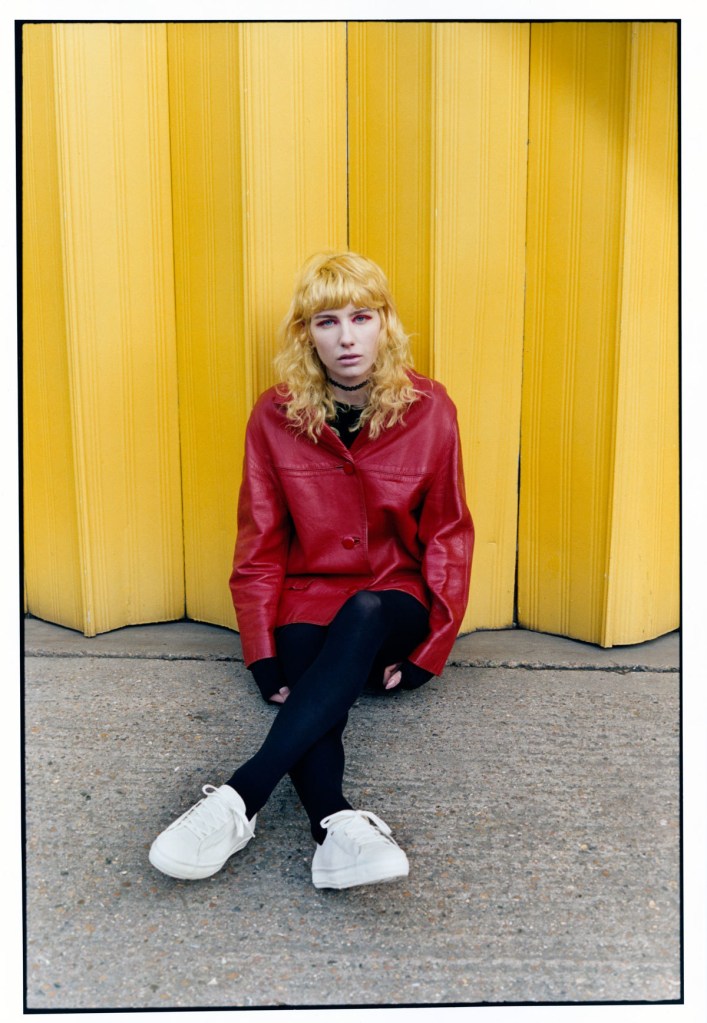 charlie barker is to dye for