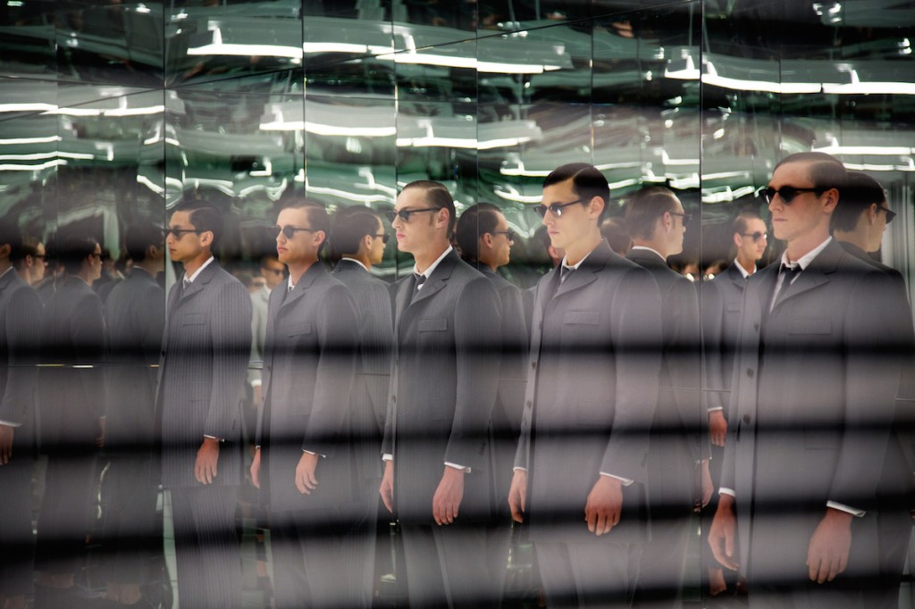 inside thom browne’s spring/summer 16 selfie cube