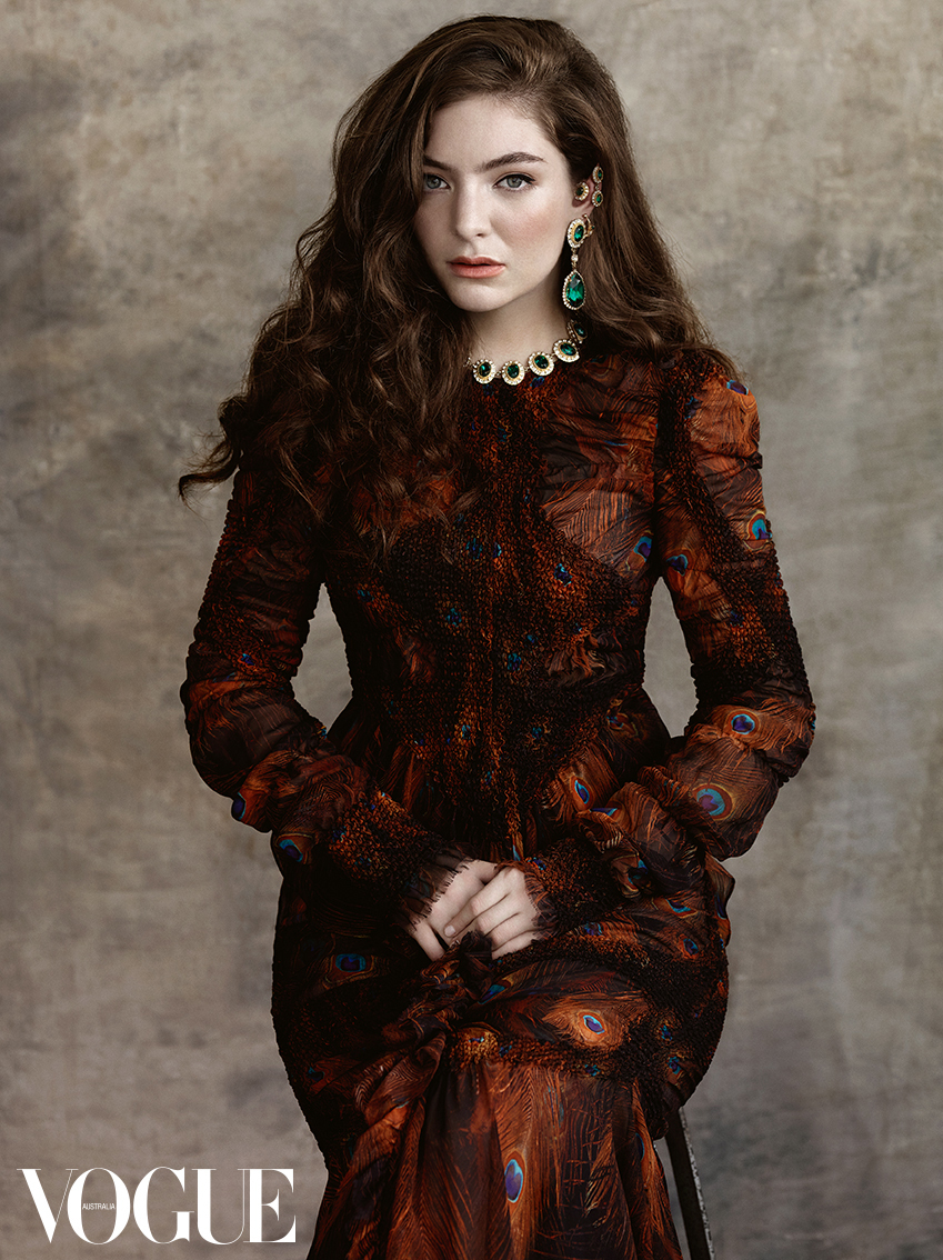 lorde strikes a pose in gucci on vogue australia cover