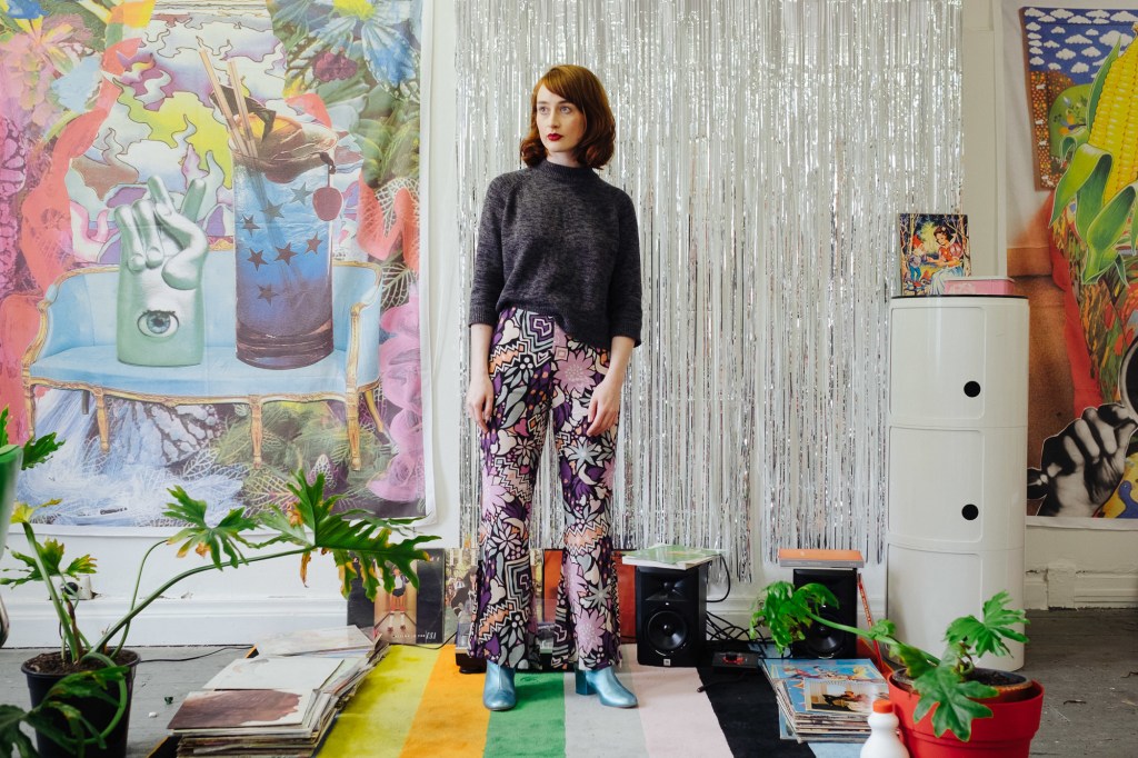 minna gilligan speaks in clothes, selfies, and beautiful art