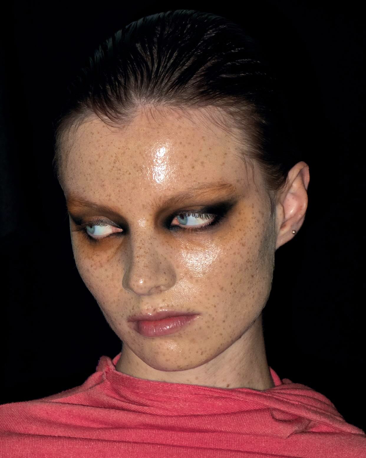 This Season’s Hottest Beauty Trends? Mud Hair, Sequins and Millennial ...